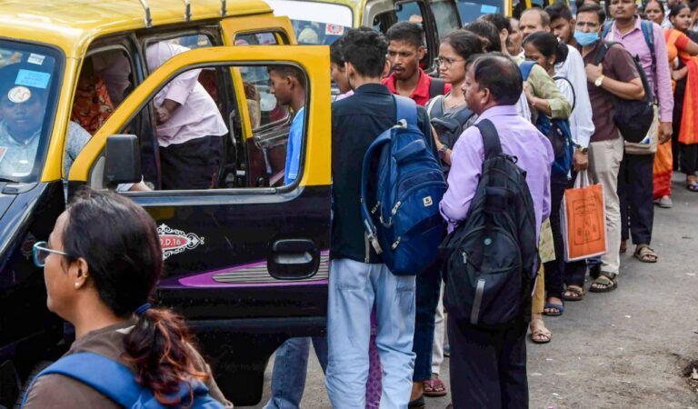BEST strike cripples Mumbai transport for 2nd day; undertaking deploys ...